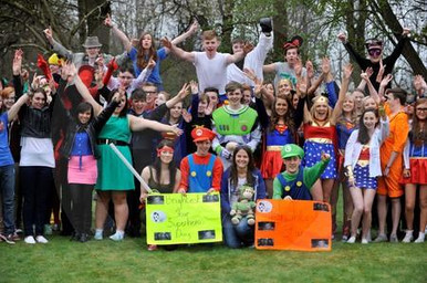 24612353-Picture Nick Ponty Sixth Year Pupils from Trinity High School ...