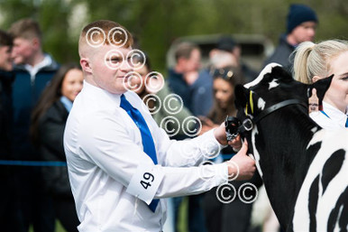 40300412-Andrew Waton keep his eye on the judge during the YFC ...