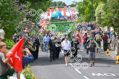 40361134-Unions parade through the village with their banners at the ...