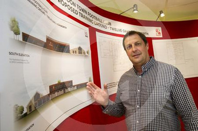 36471091-STFC training ground public consultation at the Highworth town ...