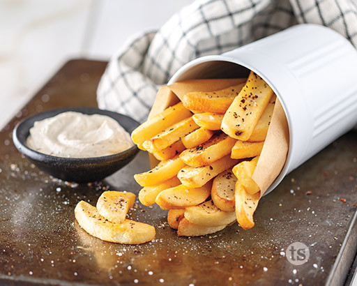 Peppered Fries with Ranch Dipping Sauce