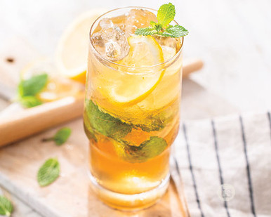Sweet Tea Vodka Lemonade