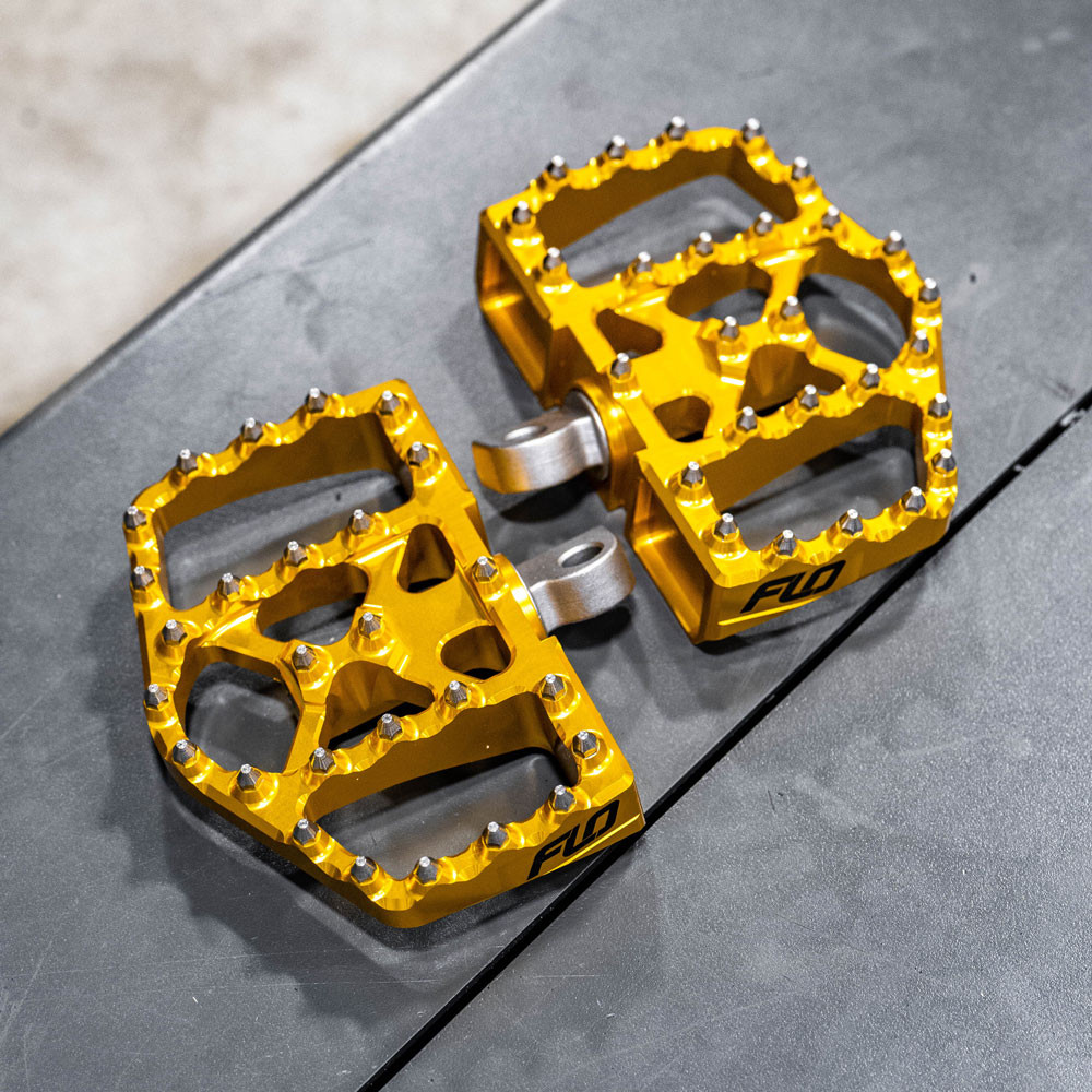 Flo Motorsports V4 Mini Floor Boards Foot Pegs for Harley - Gold - FPEG ...