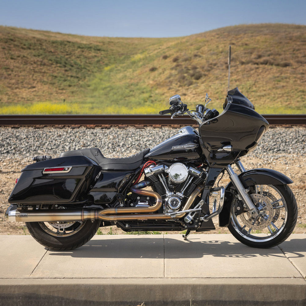 Thrashin x Saddlemen Step Up Tuck-N-Roll Seat for 2008-2023 Harley ...