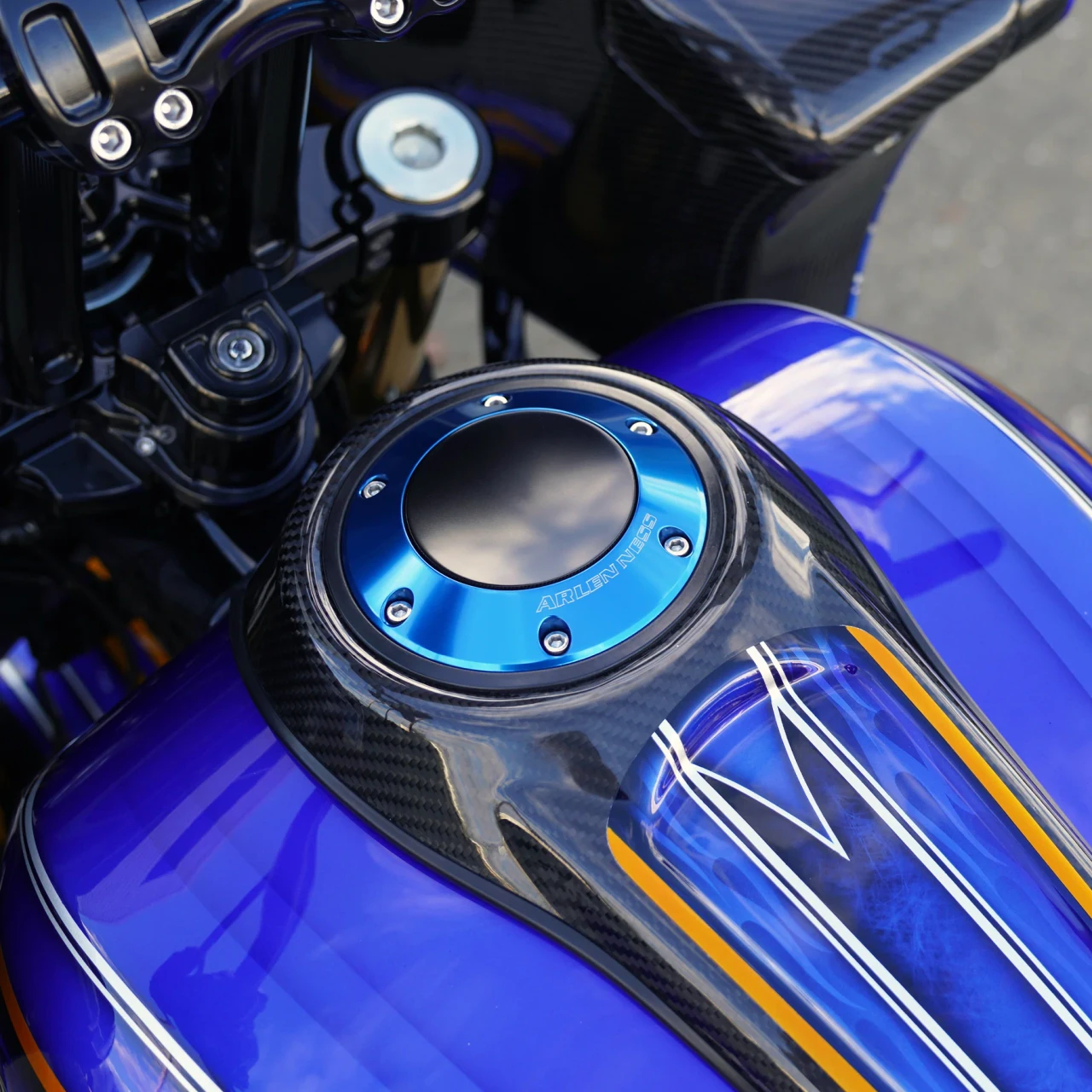 Arlen Ness Pop-Up Gas Caps Blue – 2024-Up Harley-Davidson Touring