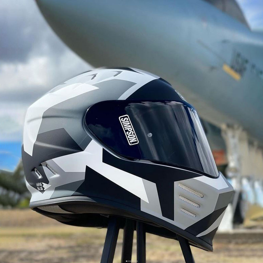 Simpson Ghost Bandit Carbon Motorcycle Helmet - Get Lowered Cycles