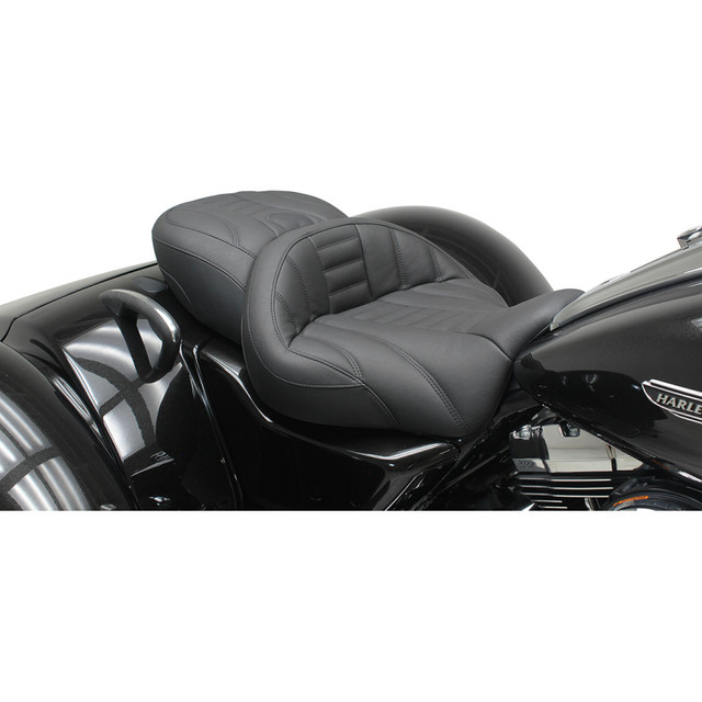 Mustang Super Touring Deluxe Seat
