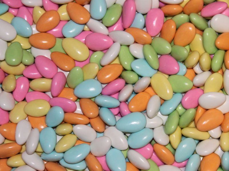 Super Fine Large, Flat Jordan Almonds - 1 LB
