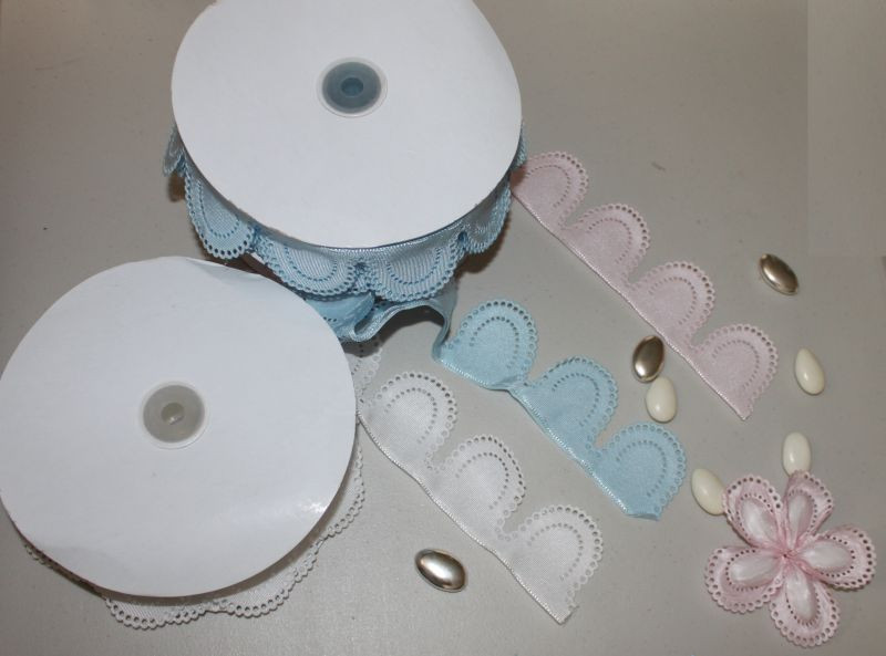 Fancy Grosgrain Almonds Holder