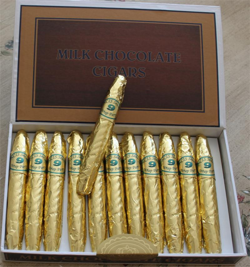 Fine Gold Chocolate Cigar Box of 24 Cigars