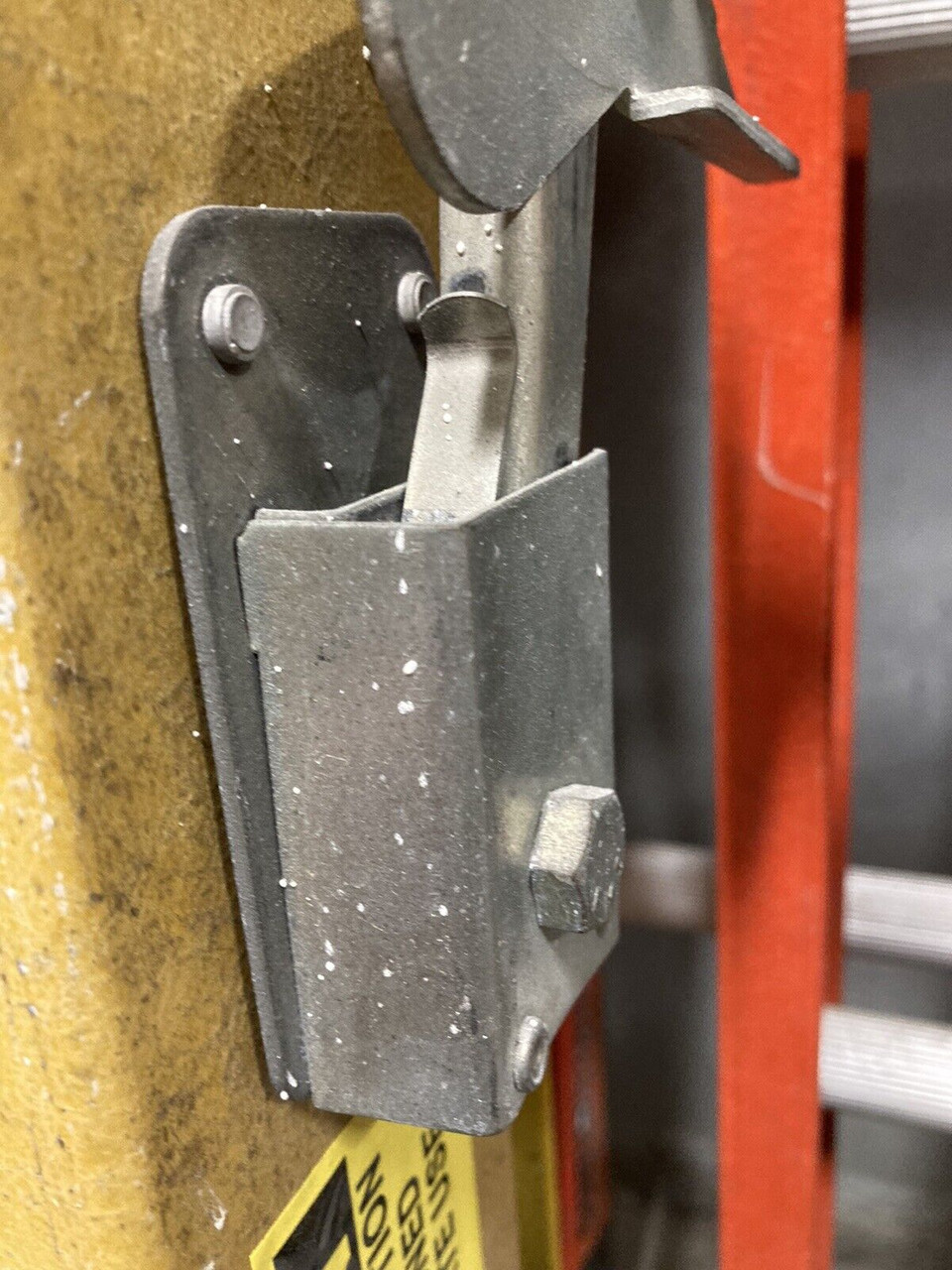 Southwestern Bell Round Rung Lock Kit | Ladder Products LLC