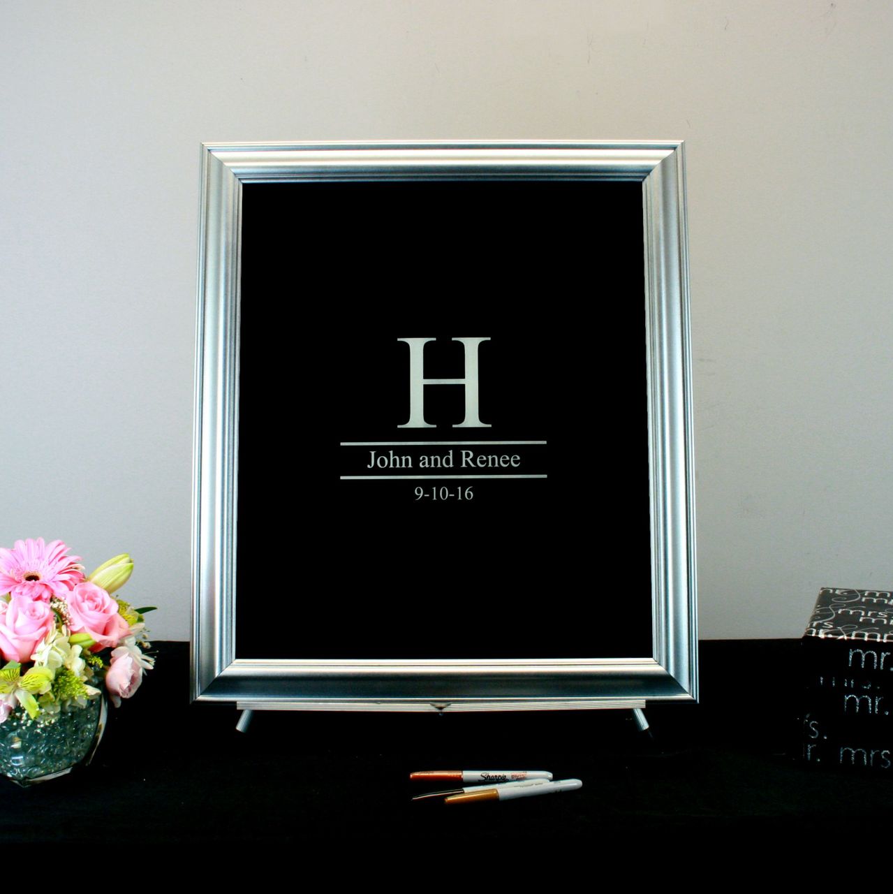Signature Wedding Frame | Perfect Cases and Frames