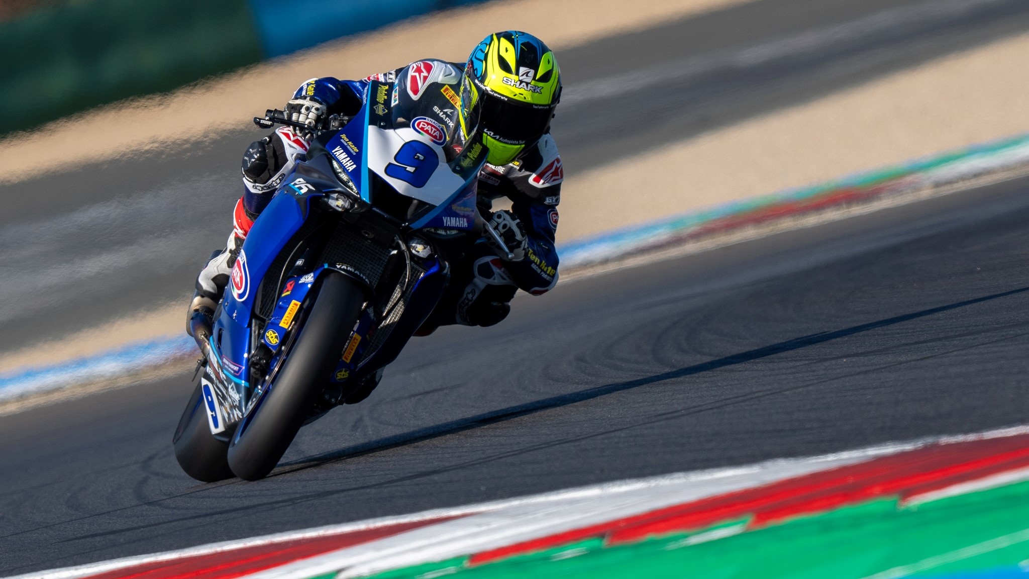 DOUBLE PODIUM FOR MANZI AS TEN KATE RACING BRAVED THE HEAT AT MAGNY ...