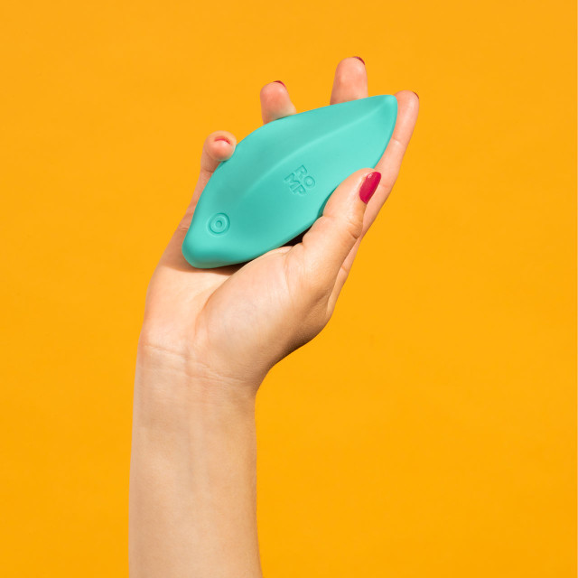 Romp Wave Lay-On Vibrator