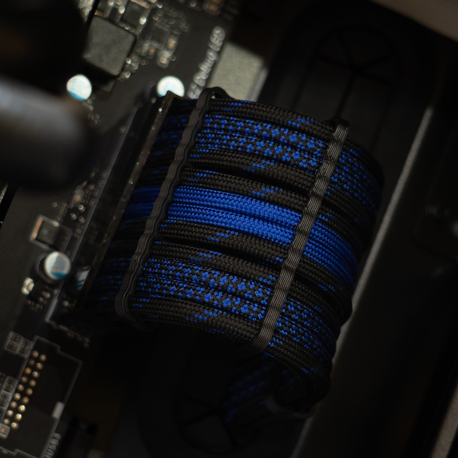 Ensourced Customs | Custom Handcrafted Sleeved PC Cables