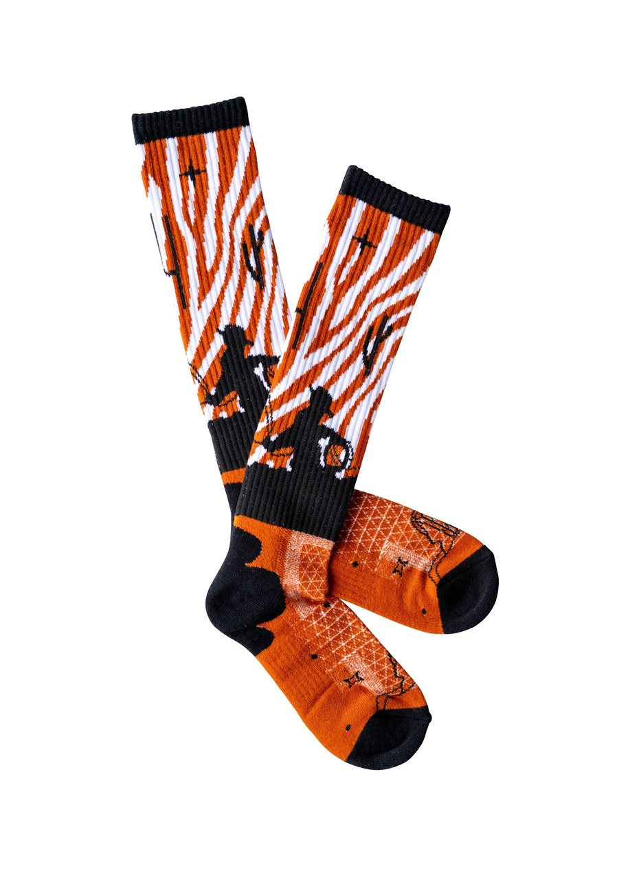 Pair Lucky Chuck Socks: Maverick Performance Socks - War Bar Tack