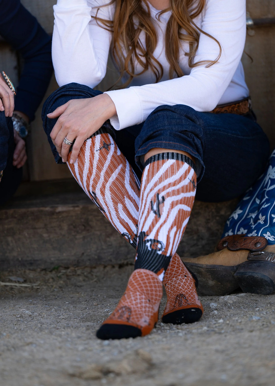 Pair Lucky Chuck Socks: Maverick Performance Socks - War Bar Tack