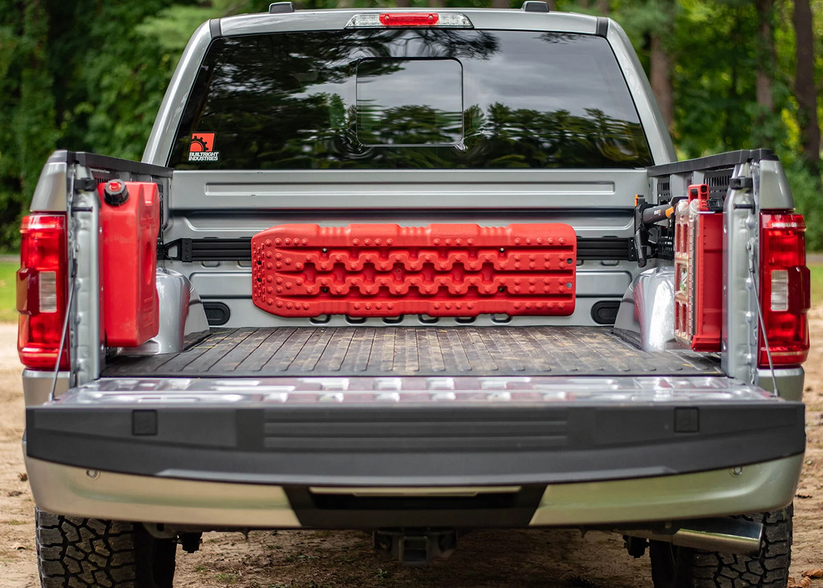 BuiltRight Bulkhead Accessory Rail System | Offroad Alliance