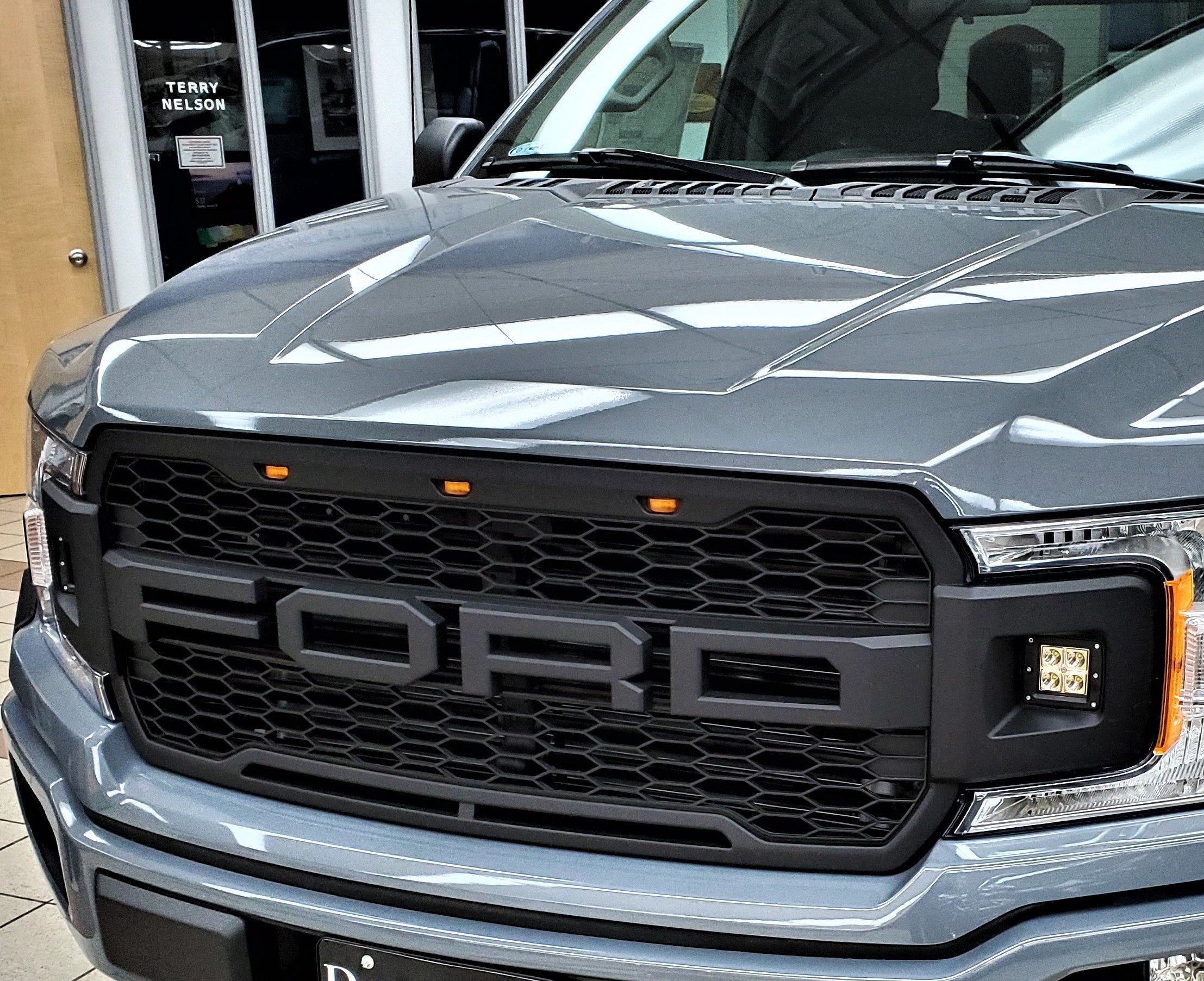 Auto Elegance Raptor Style Grille w/ Lights - 2018-2019 F150
