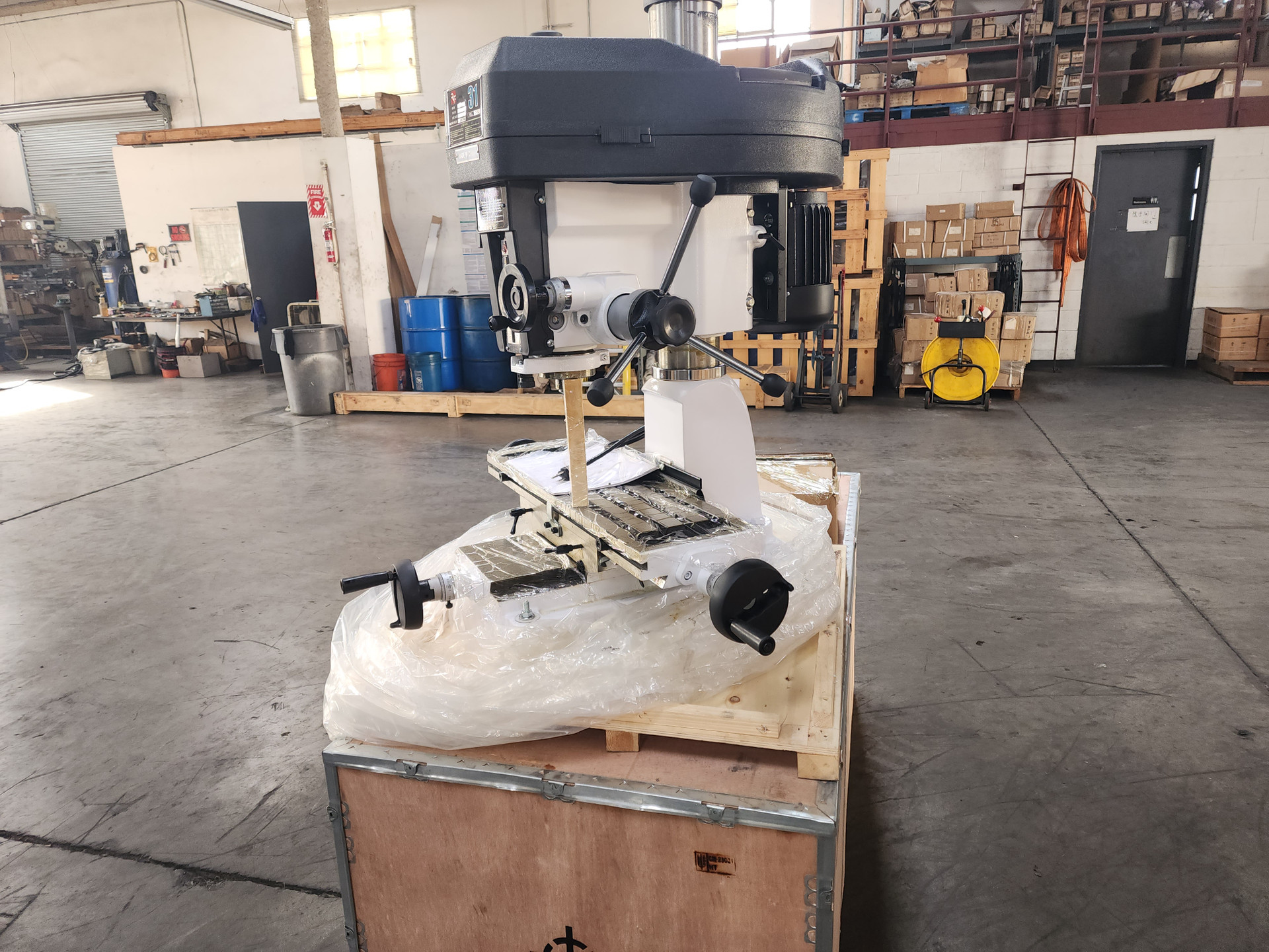 New 8" x 28" Rong Fu Step Pulley Bench Type Milling/Drilling Machine