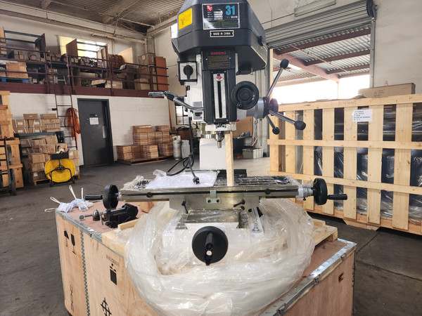 New 8" x 28" Rong Fu Step Pulley Bench Type Milling/Drilling Machine