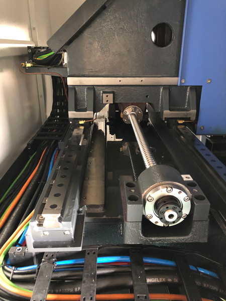 Brand New 22"x15"x15" Shinzawa Traveling Column Vertical Machining Center