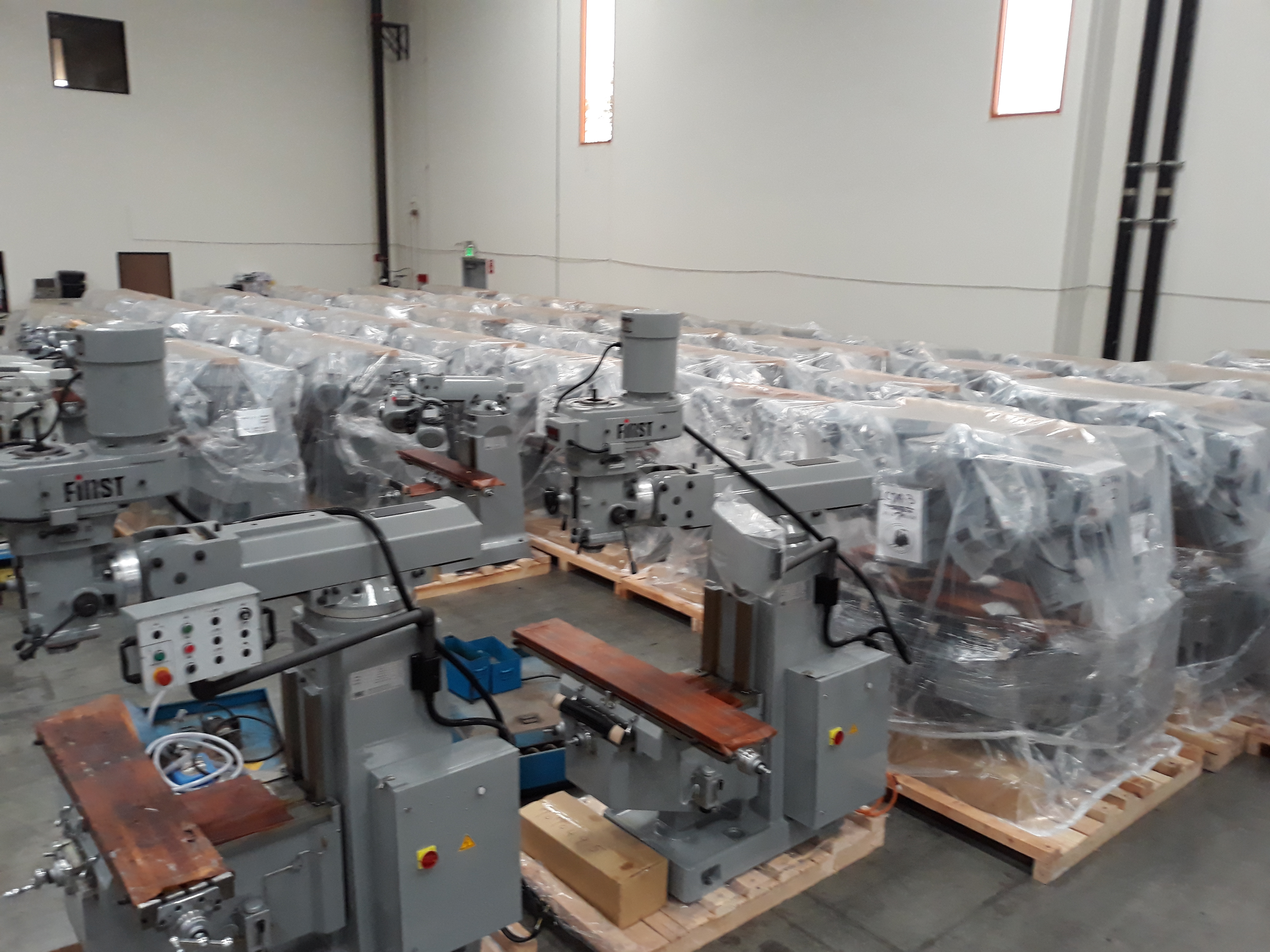 Milling Machines - Omni Machine Inc