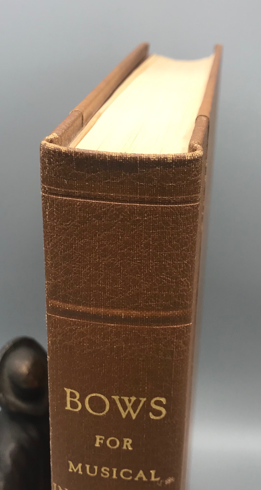 BOWS FOR MUSICAL INSTRUMENTS OF THE VIOLIN FAMILY, by Joseph Roda ...