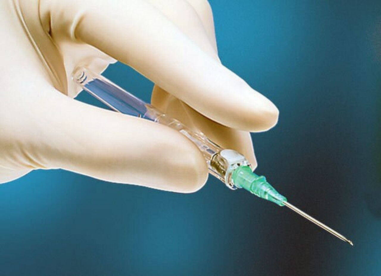 BD Insyte AutoGuard Protective I.V. Catheters 18G X 1.16 in., Green ...