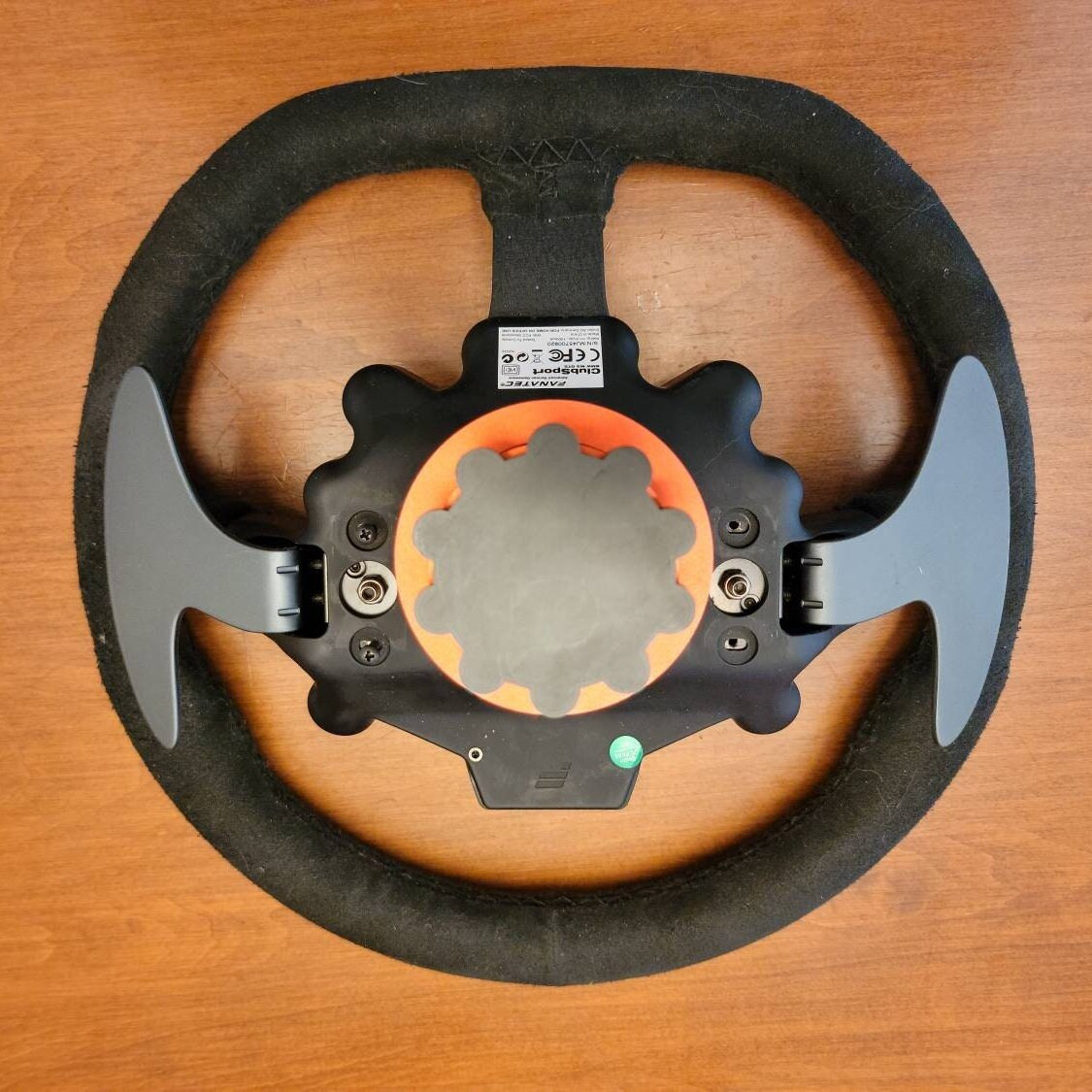 Fanatec Dust Cover for all Wheels, works with all Fanatec QR versions ...