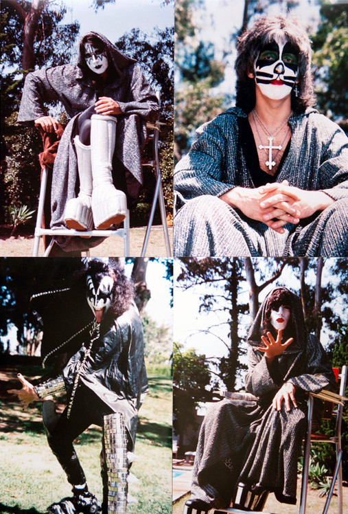 KISS Phantom of the Park Movie Action Figure Robe Sets