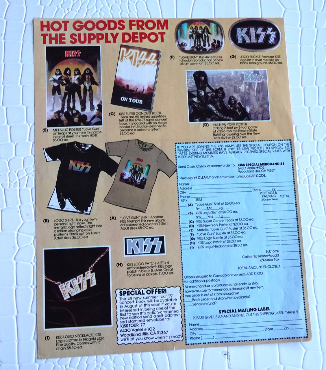 Love Gun LP NBLP 7057 RCA Club with Merch Insert