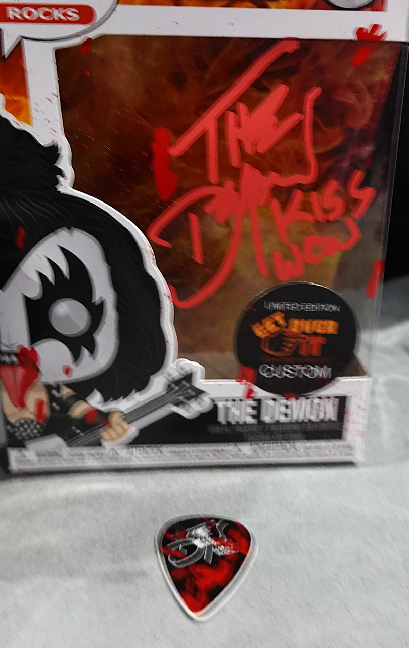 Dale Torborg BLOODY FUNKO POP THE DEMON KISS #121 SIGNED in Red