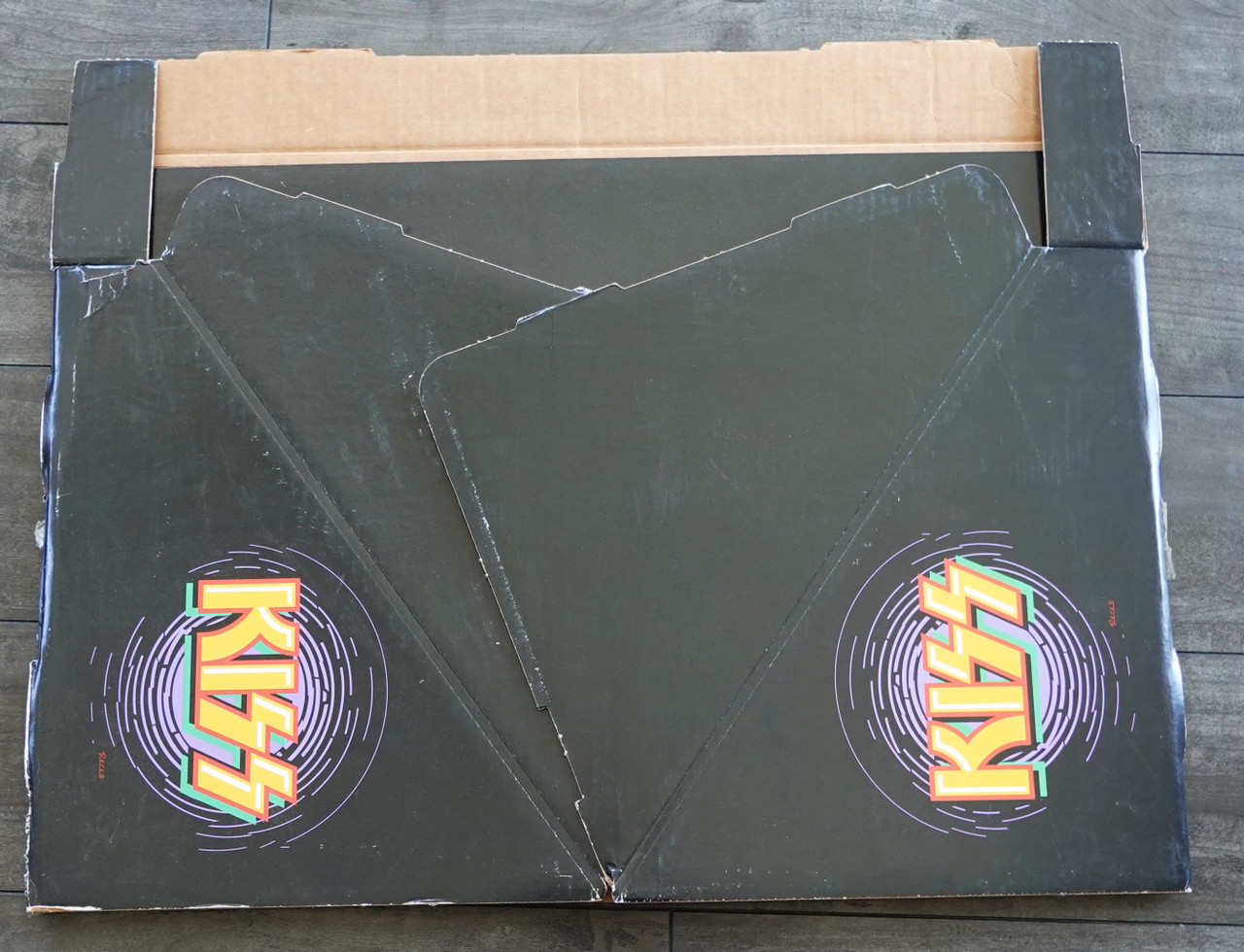 KISS Sonic Boom Display