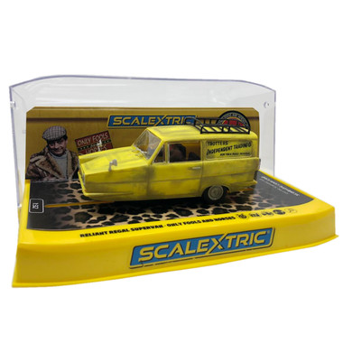 Scalextric C4223 Reliant Regal Supervan - Only Fools and Horses 1/32 ...