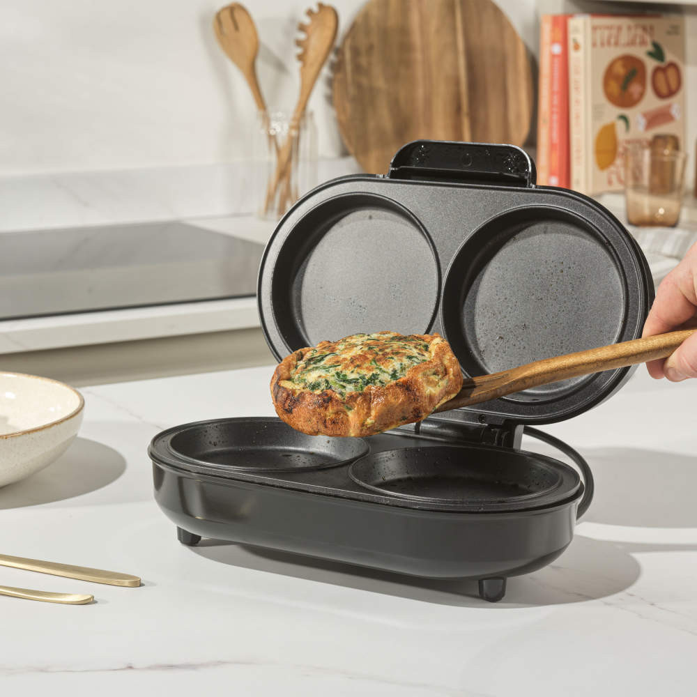 Shop XL Double Non-Stick Omelette Maker | 850W