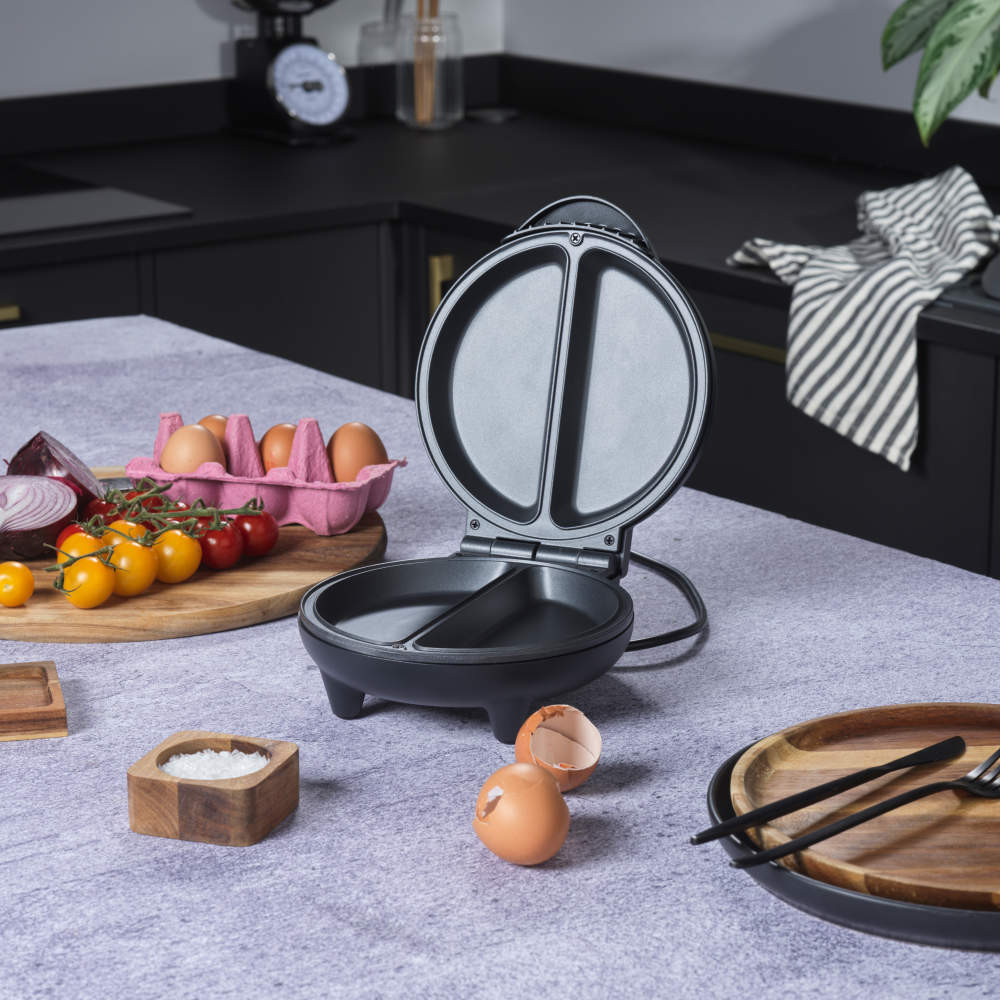 Shop Kuro Dual Omelette Maker