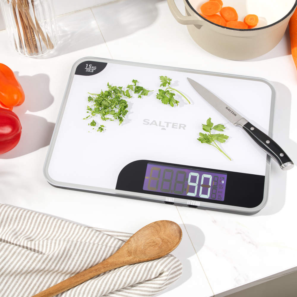 Bluetooth Digital Kitchen Scale, 10kg Capacity - Black - Salter