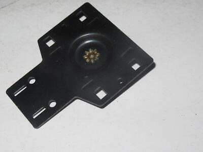 LIONEL PART - POST WAR CRANE CAR METAL MOUNTING BASE - LN -M63 - The ...