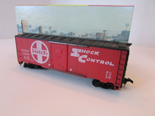 Tyco K311U:198 HO Scale Kit Built Santa Fe Shock Control Box Car Red ...