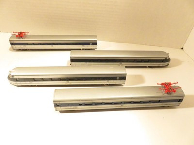 HO TRAINS VINTAGE LIMA PASSENGER TRAIN SET- GREY/BLUE - NOT RUNNING ...