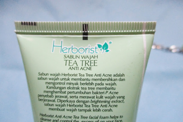 Herborist Tea Tree Anti Acne Facial Foam - Sabun Wajah Daun Teh 80gr ...