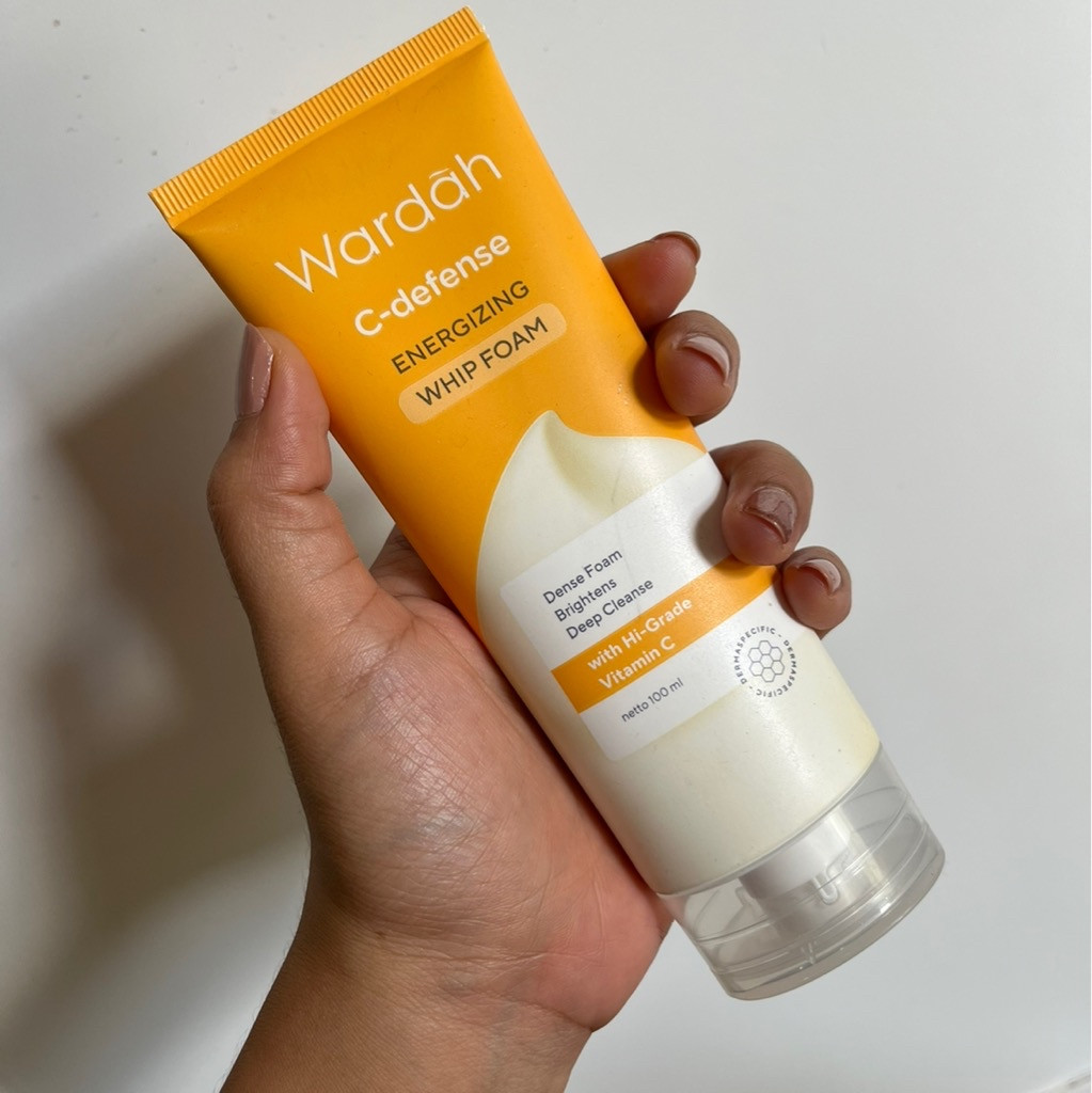 Wardah C-Defense Energizing Whip Foam, 50ml