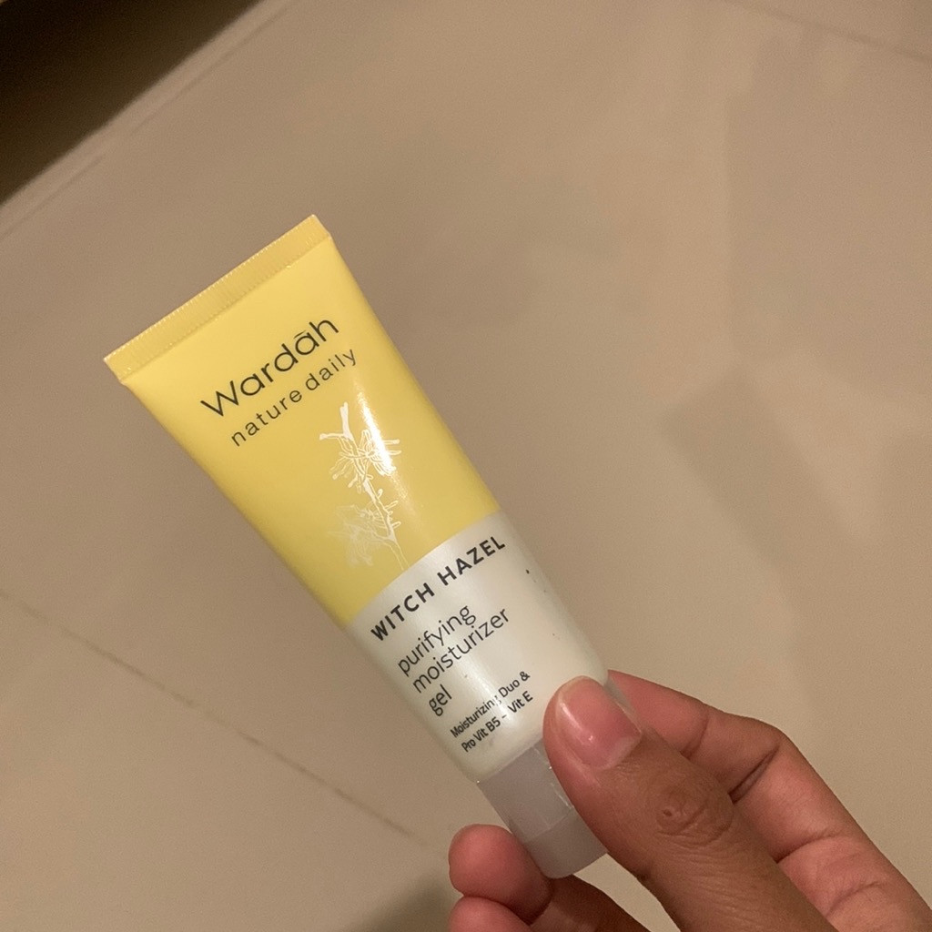 Wardah Nature Daily Witch Hazel Purifying Moisturizer Gel, 40 ml