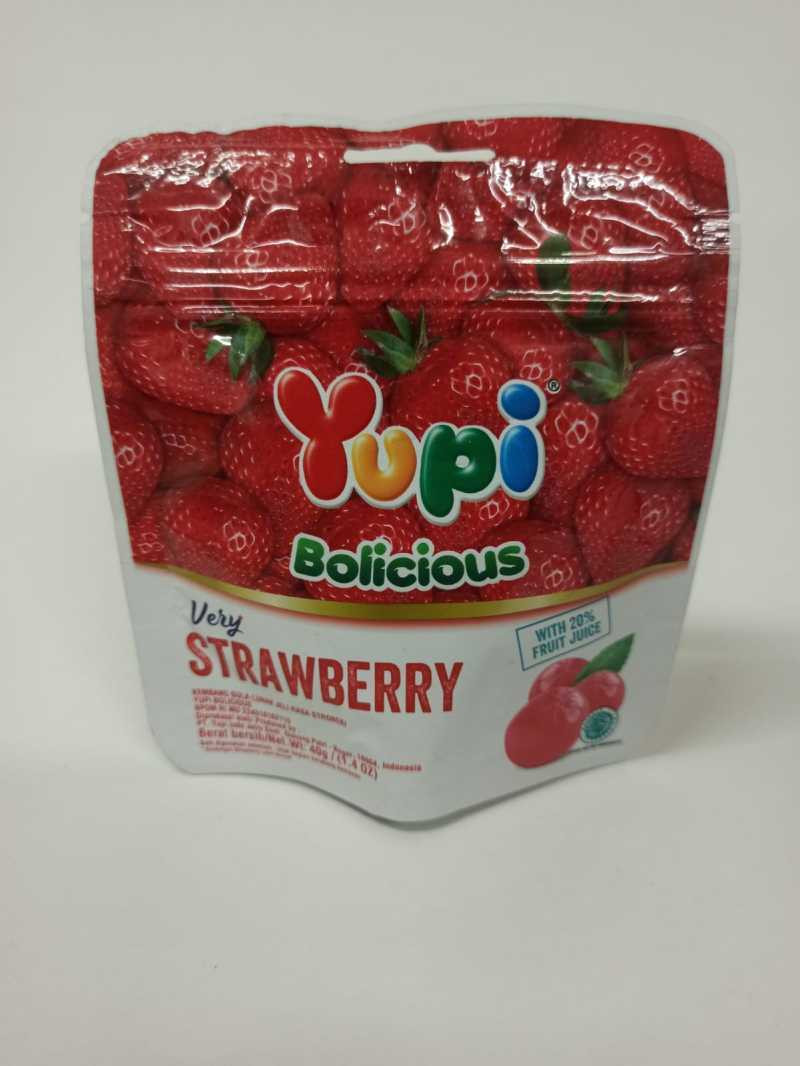 Yupi Gummy Candy Strawberry Kiss, 110 Gram / 3.89 Oz - Javanese Taste