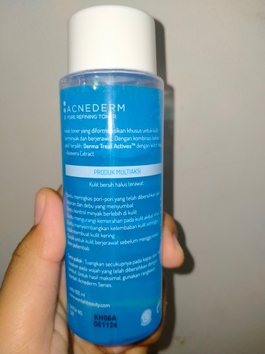 Wardah Acnederm Pore Refining Toner, 100 ml