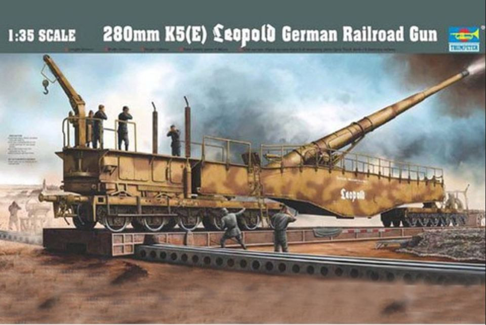 Trumpeter 1/35 Leopold German Railroad Gun Model Kit