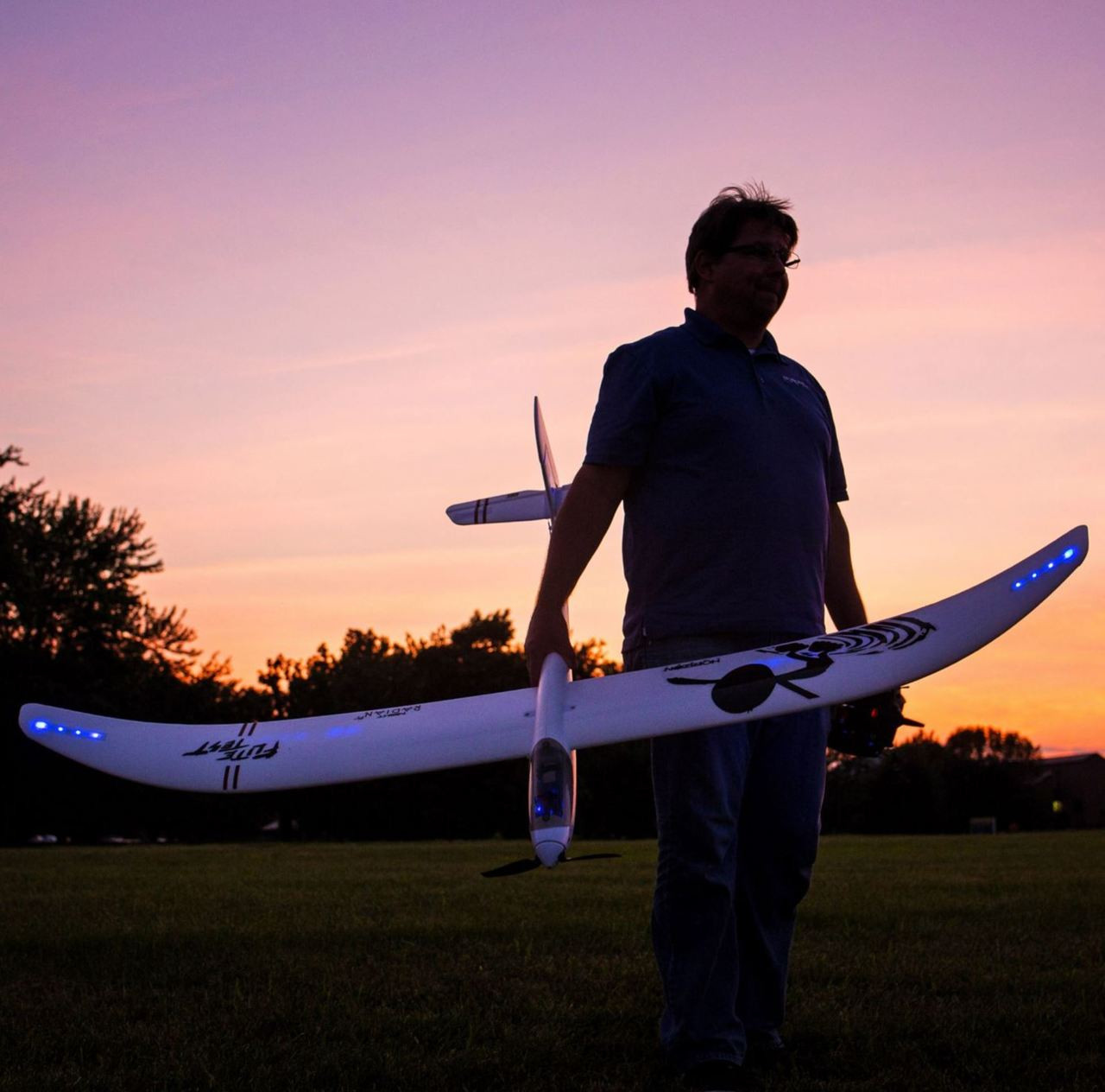 E-Flite EFL3650 Night Radian FT 2.0m BNF RC Glider AS3X SAFE Select