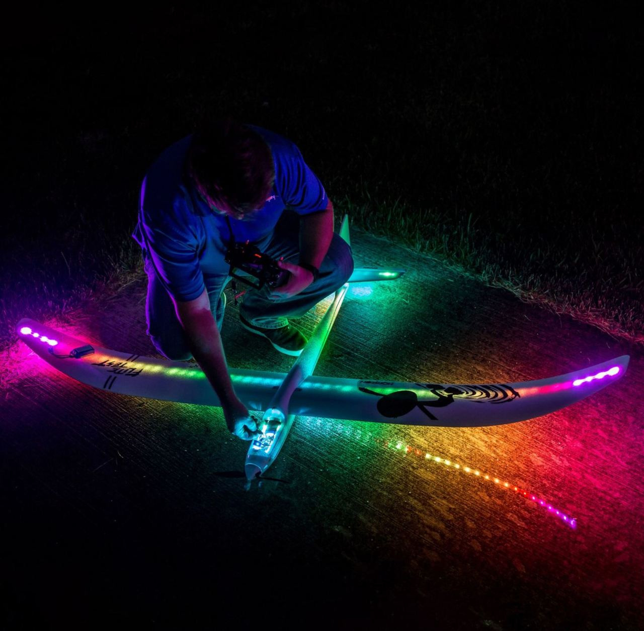 E-Flite EFL3650 Night Radian FT 2.0m BNF RC Glider AS3X SAFE Select