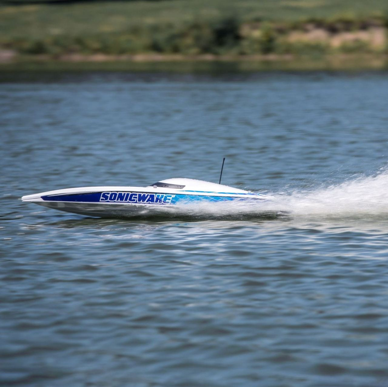 Pro Boat PRB08032T1 Sonicwake 36" Self-Righting Brushless Deep-V RTR RC ...